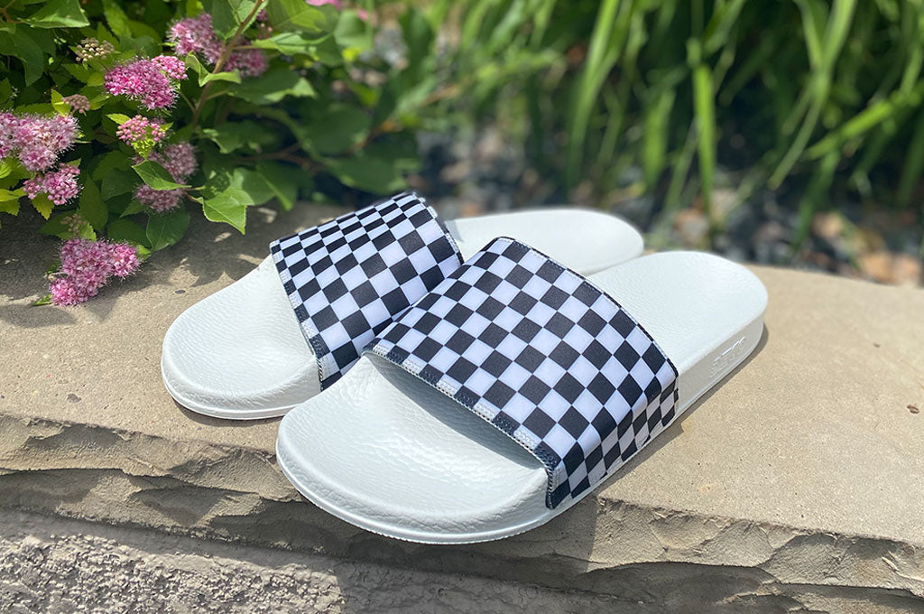 Geometric Patterns Slide Sandals & Deco Slides